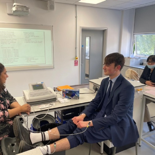 Aspiring Medics - Pinner High School